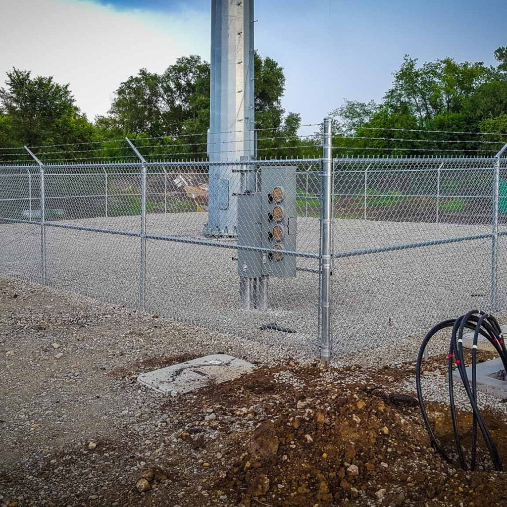 Durable Chain Link Fences in Round Lake, IL | Aztec Fence